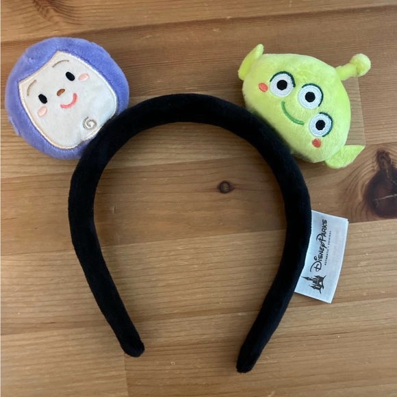 Disney | Accessories | Disney Pixar Toy Story Buzz Lightyear Alien ...